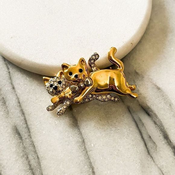 Vintage | Jewelry | Vintage Two Cats Kittensrunning Brooch Pin Gold ...